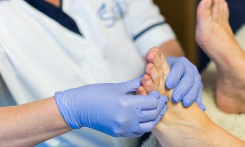 Understanding The Role Of A Podiatrist In Foot Health - Simple Health ...